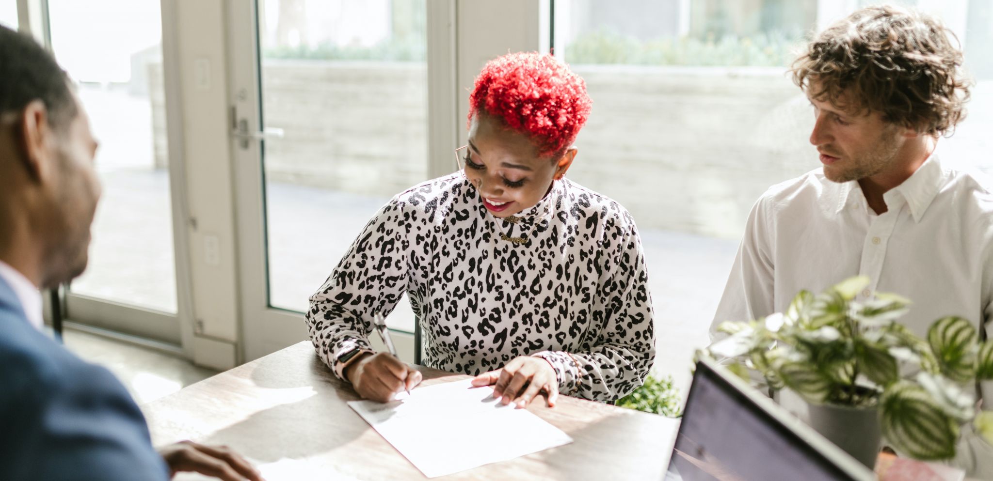 Mortgage Broker vs Bank: Which Option is Better for You? - Canstar