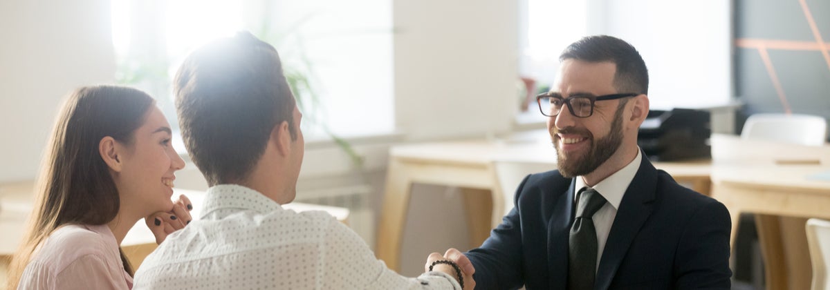 Mortgage Broker vs Bank: Which Option is Better for You? - Canstar
